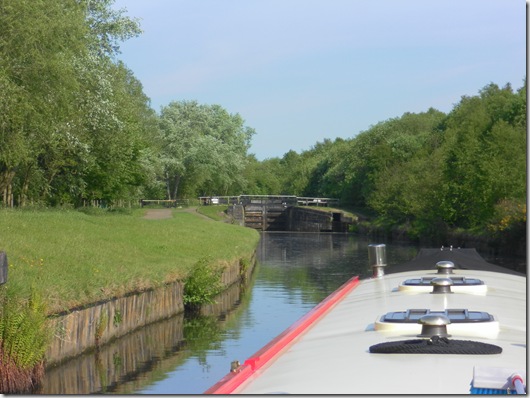 NB Serenity: Plank Lane Lift Bridge to Haigh Hall Country Park